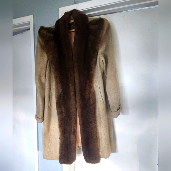 white house | Jackets & Coats | Vintage 942 Wool And Beaver Coat | Poshmark